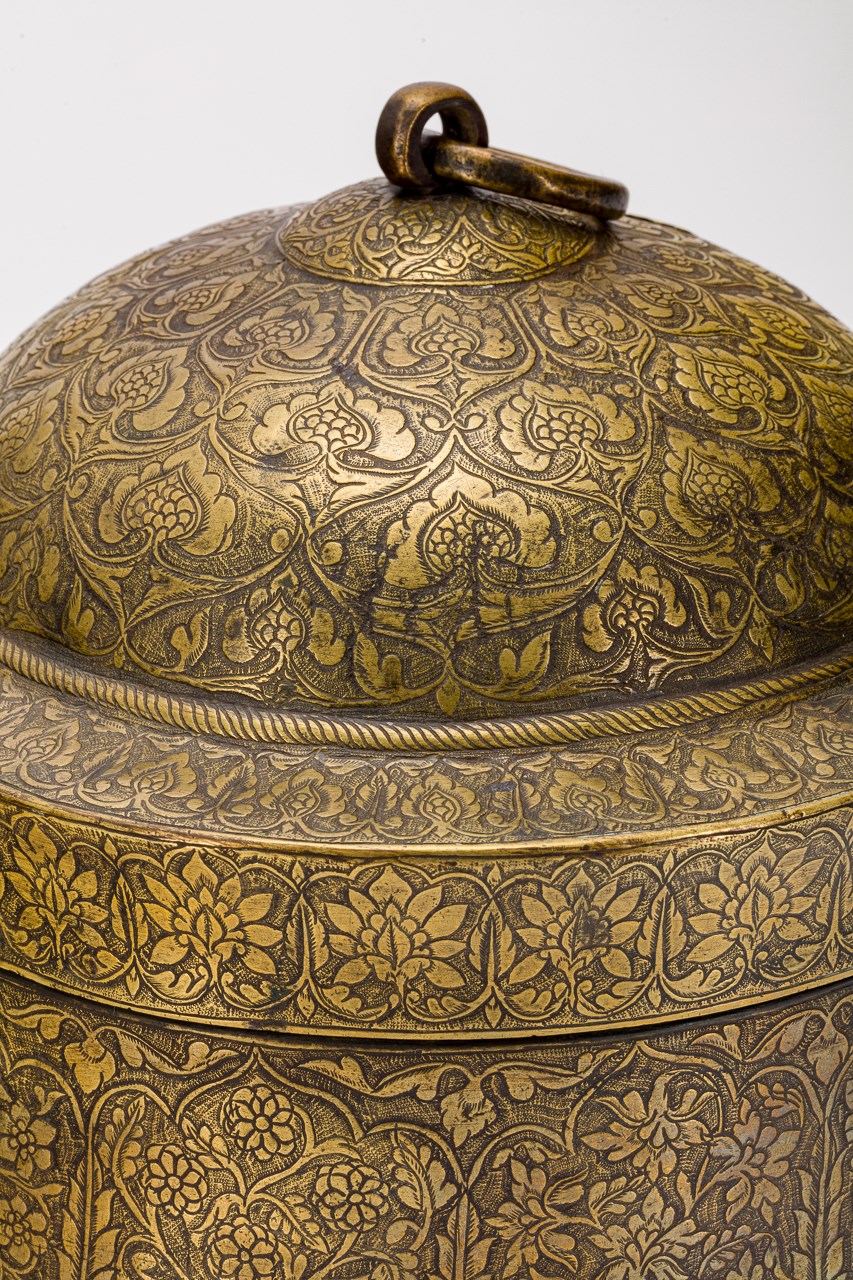 Engraved Container | MasterArt