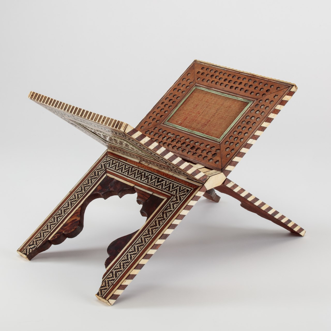 Folding Quran Stand | MasterArt