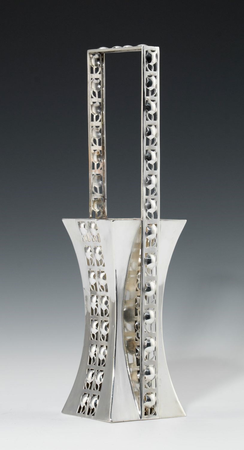 Josef Hoffmann - SILVER VASE | MasterArt