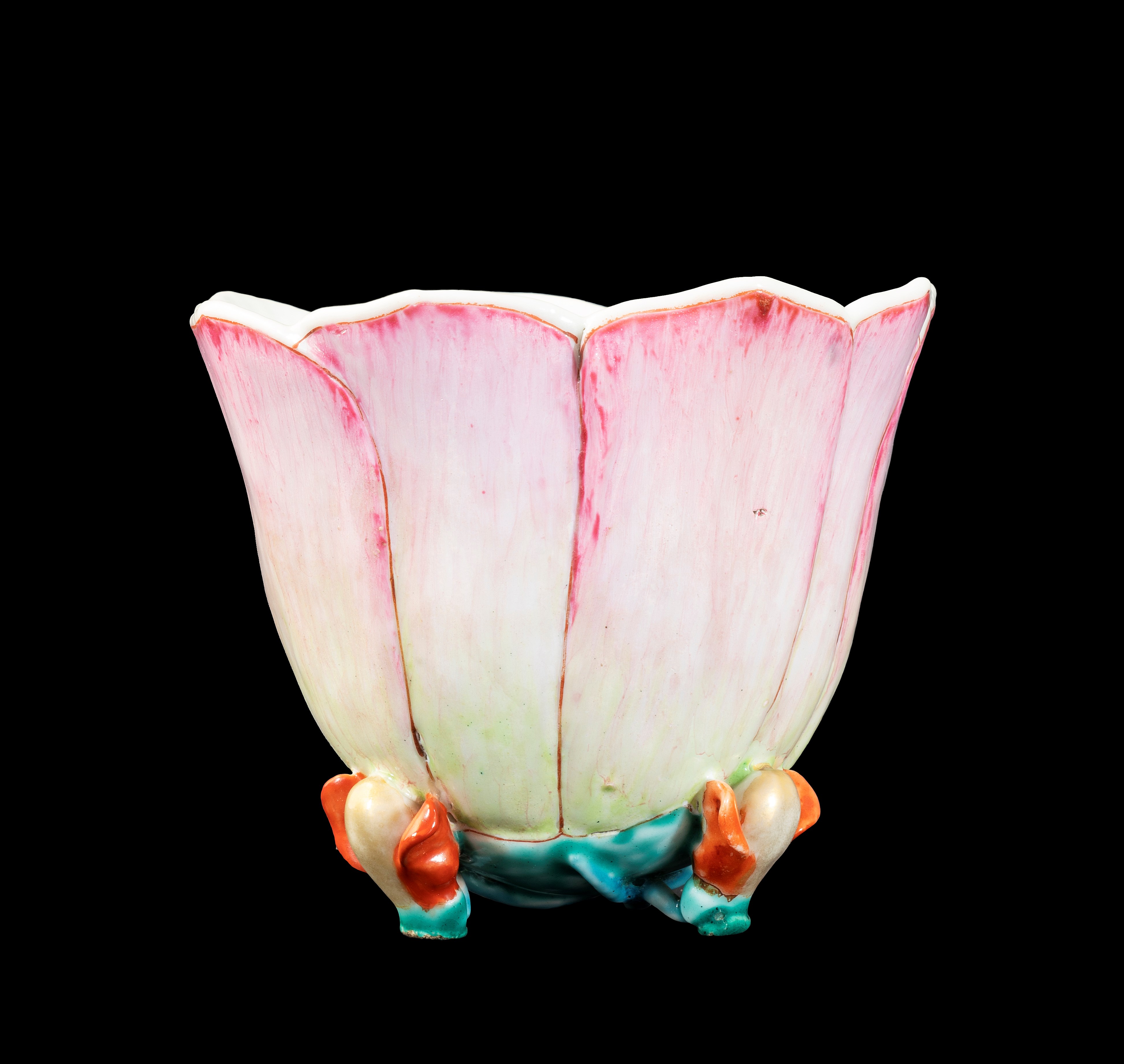Chinese export porcelain lotus form beaker | MasterArt