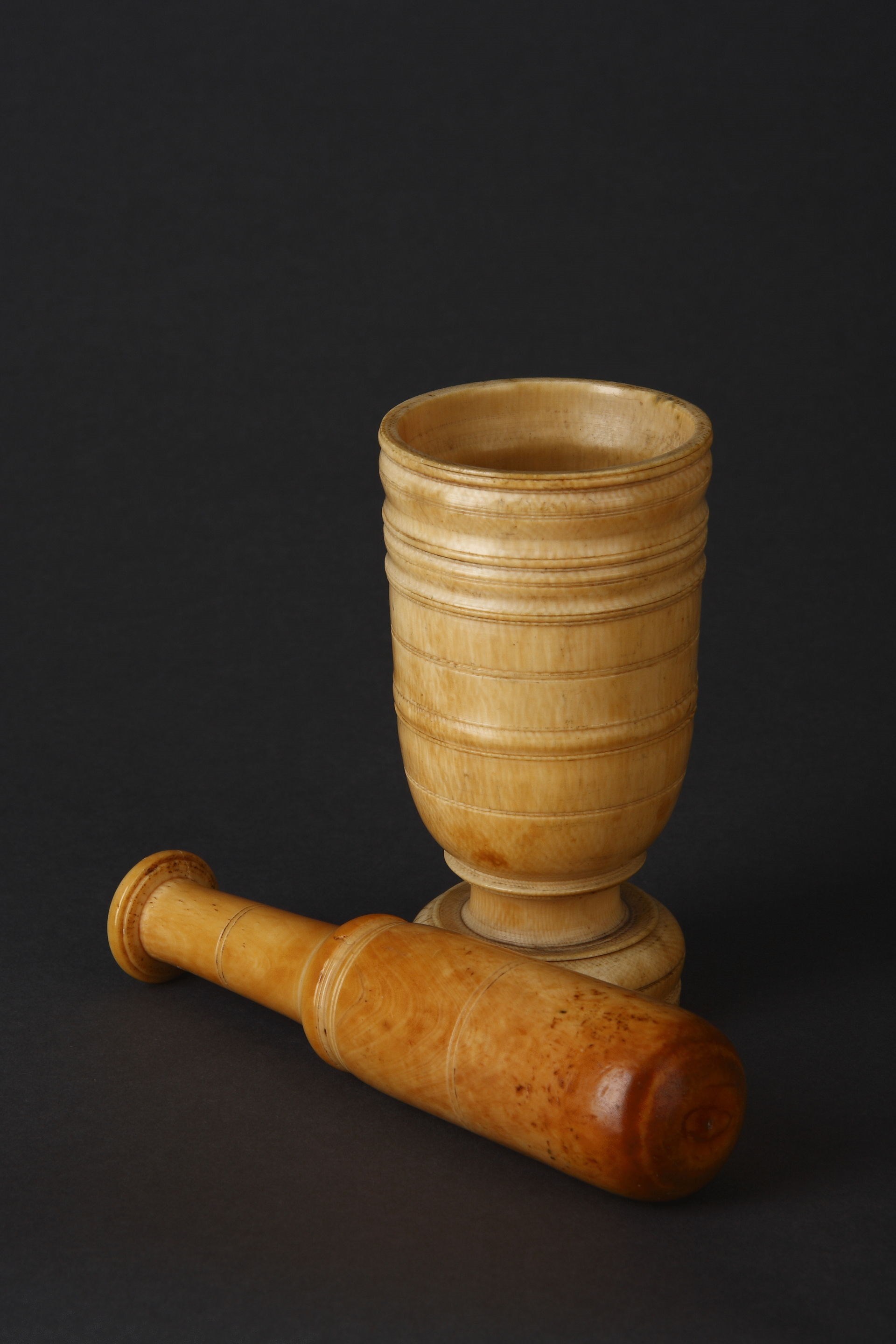 Ivory Mortar and Pestle | MasterArt