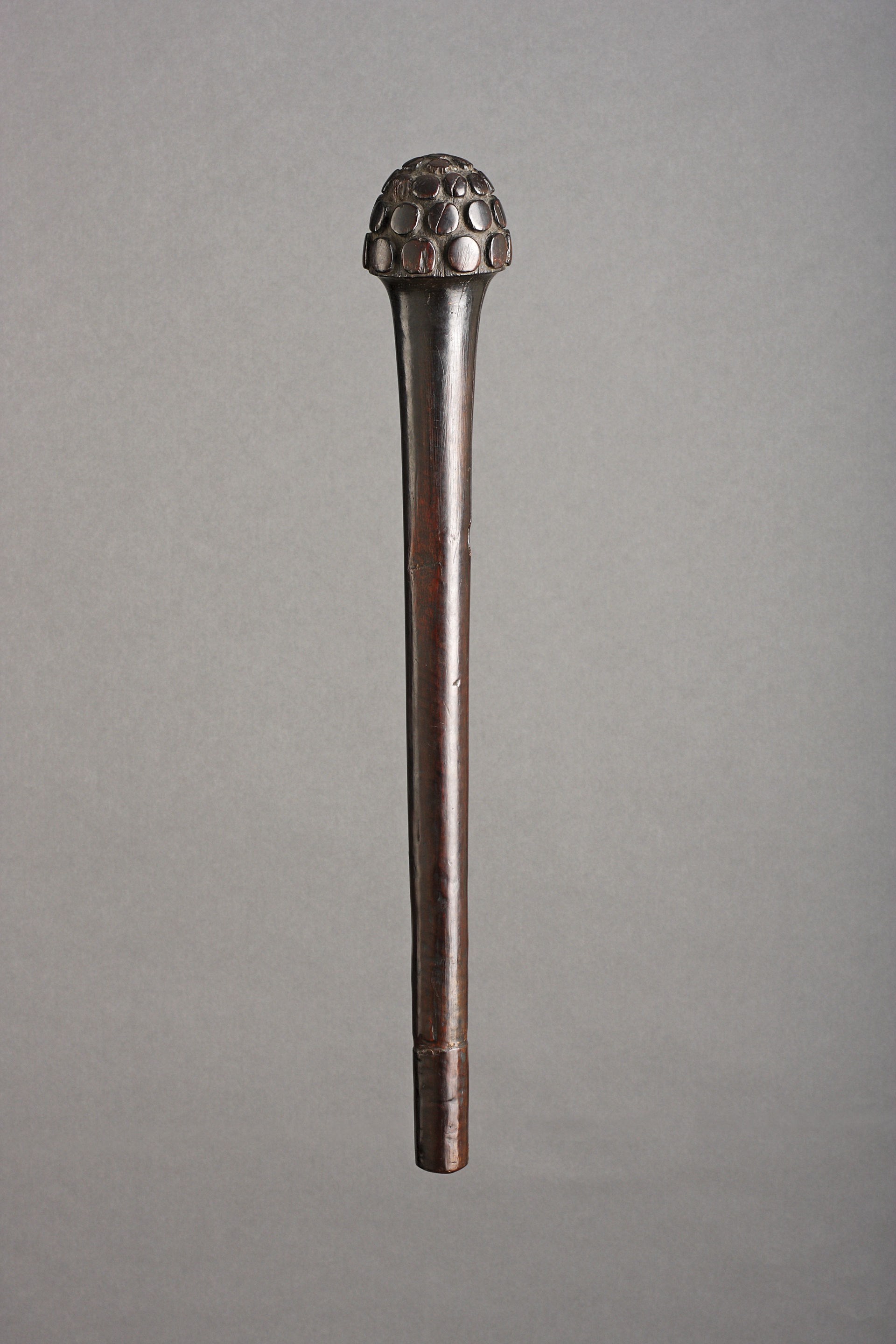 Rare Fijian War Club ‘Buli Buli’ with an expanded head regularly carved ...