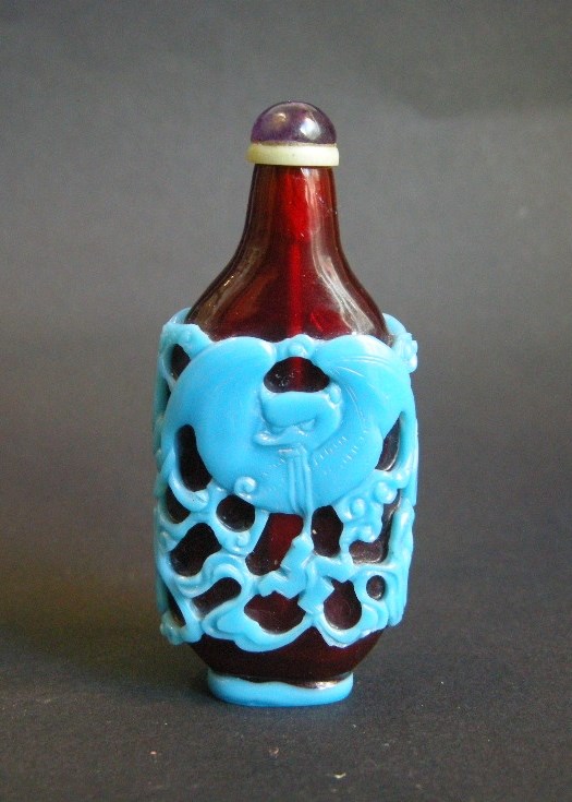 Rare Overlay glass Snuff Bottle Turquoise and red rubis | MasterArt